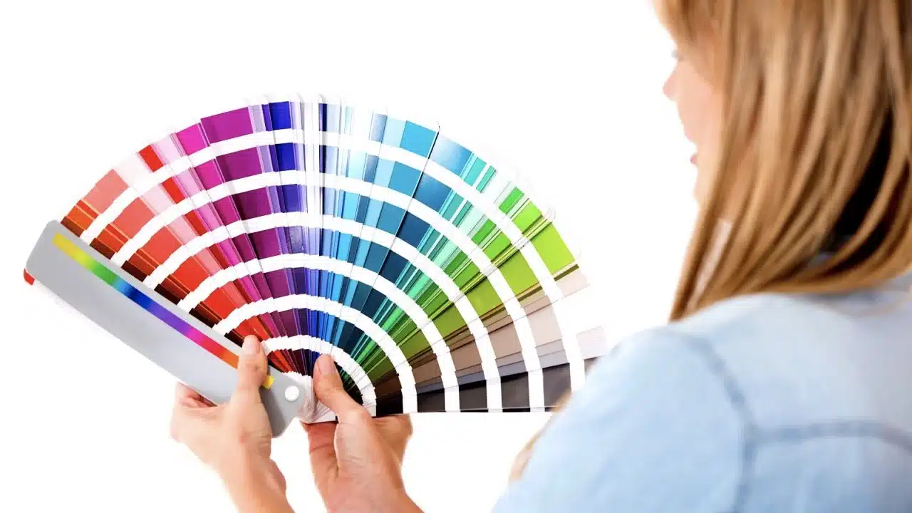 Como Descobrir Qual é a Minha Paleta de Cores em 5 passos simples ...